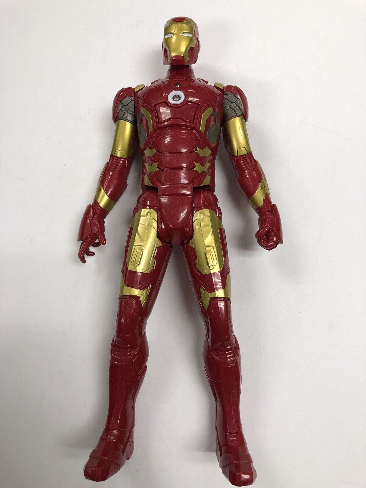 Marvel Age Of Ultron Iron Man Light Up Chest